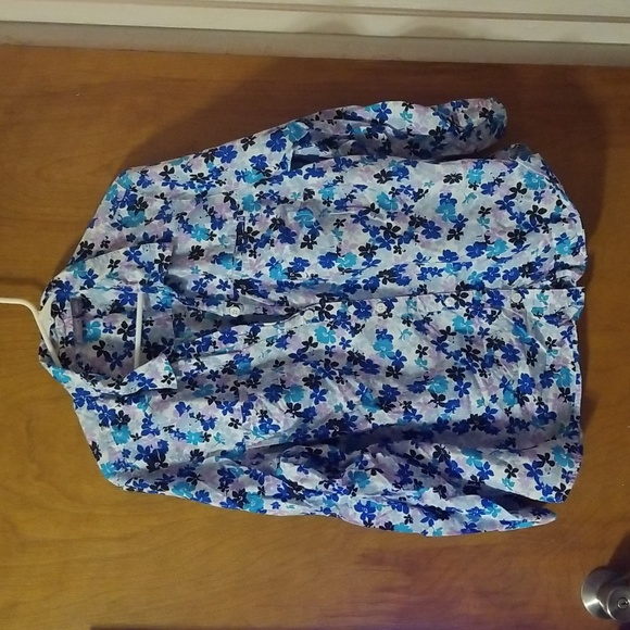 Laura Scott | Tops | Laura Scott Button Down 618w Jt1 | Poshmark
